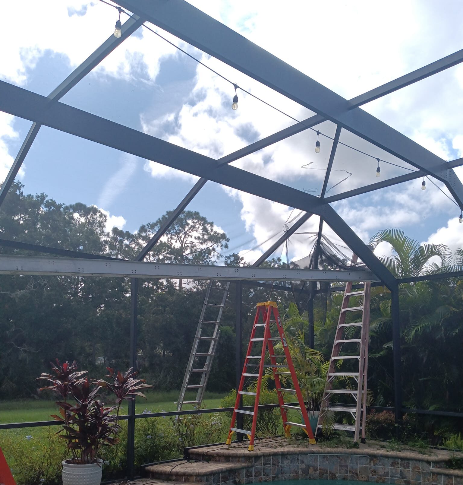 Screen Enclosure Repair Sarasota FL | Affordable Screen Repair